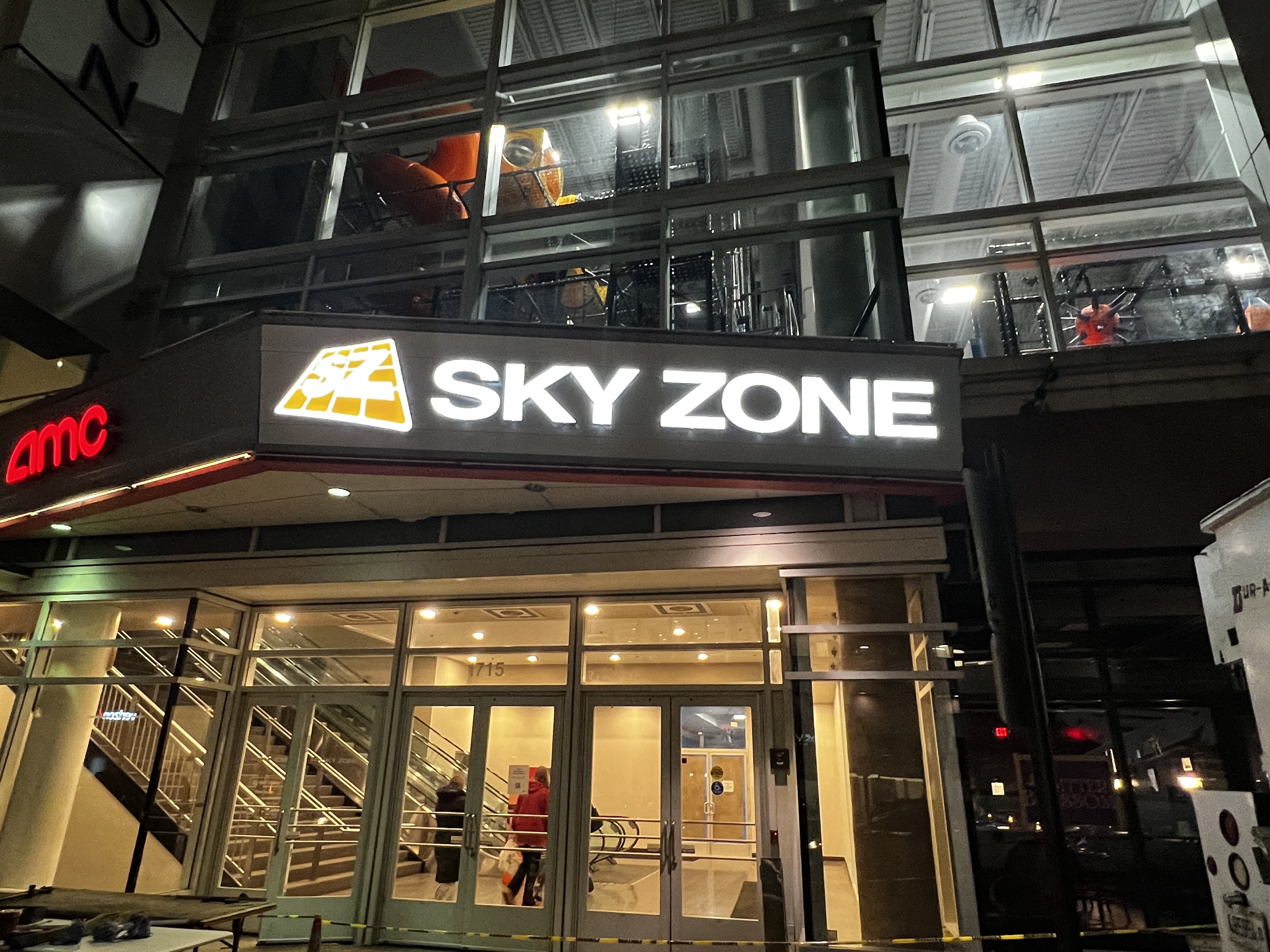 Learn more about the Sky Zone Franchise Opportunity